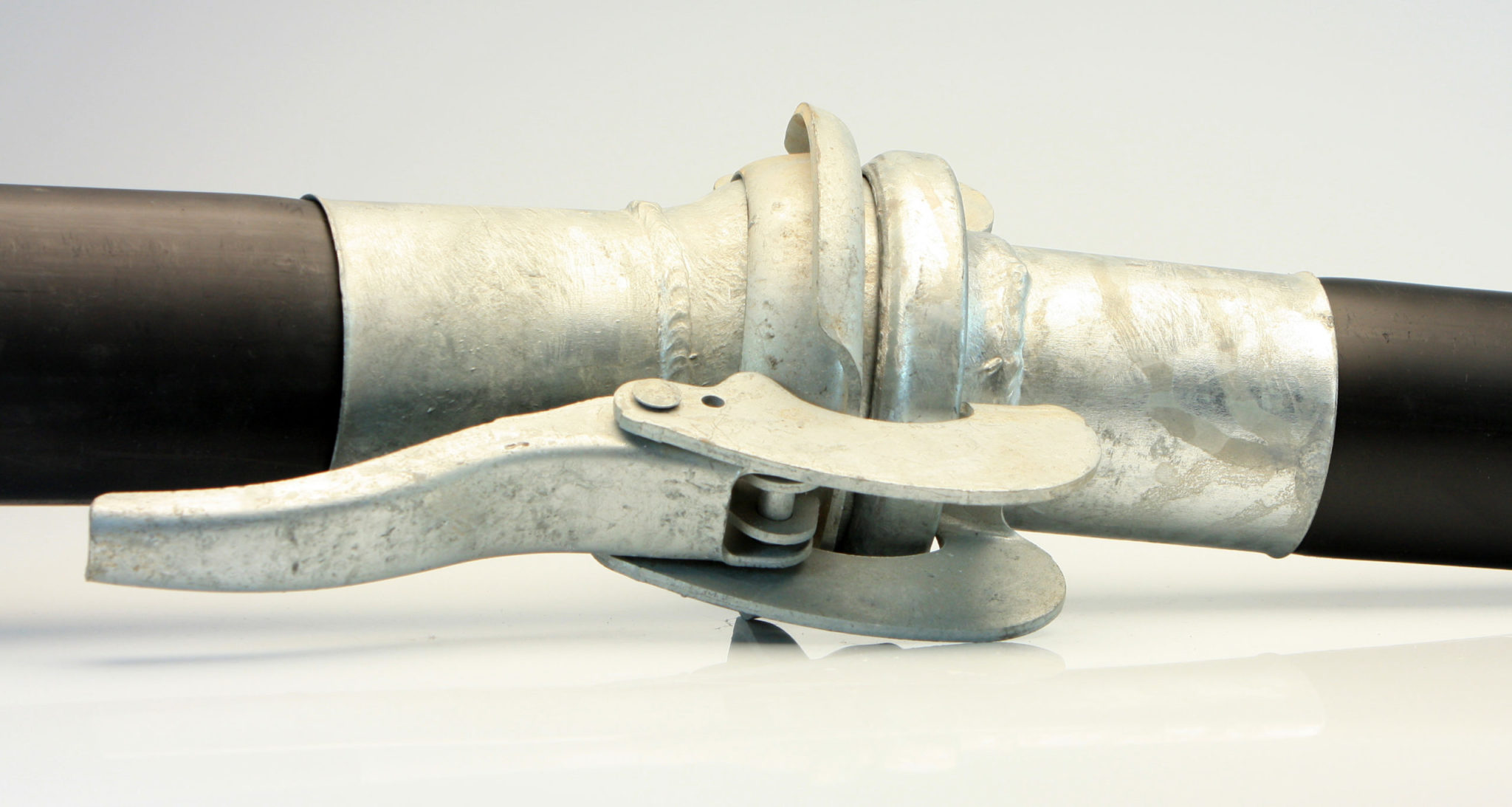 Series 630 Bauer Quick Disconnect - Poly-Cam, Inc.®